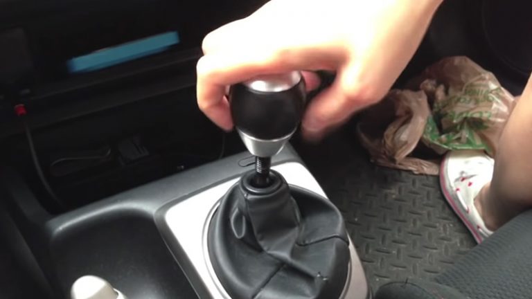 How To Change Shift Boot? - Honda The Other Side
