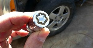 Do Honda Wheel Locks Stop the Thieves? - Honda The Other Side