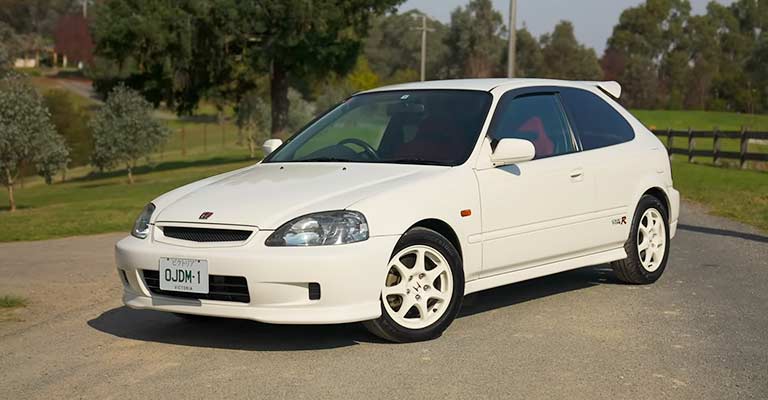 A Lot of People Are Into ‘90s Honda Civic Hatchback Not the BMW, Here’s ...